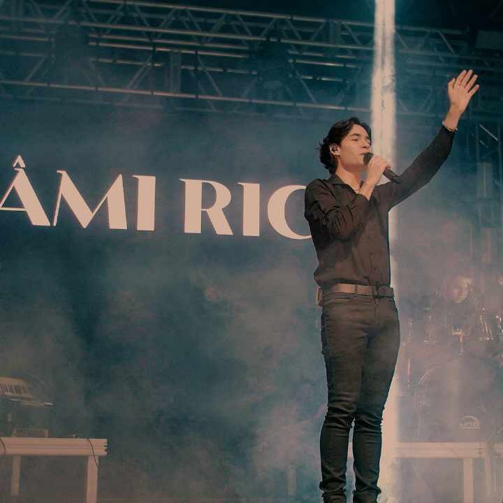 Sâmi Rico faz show em evento tradicional da cidade de São Roque