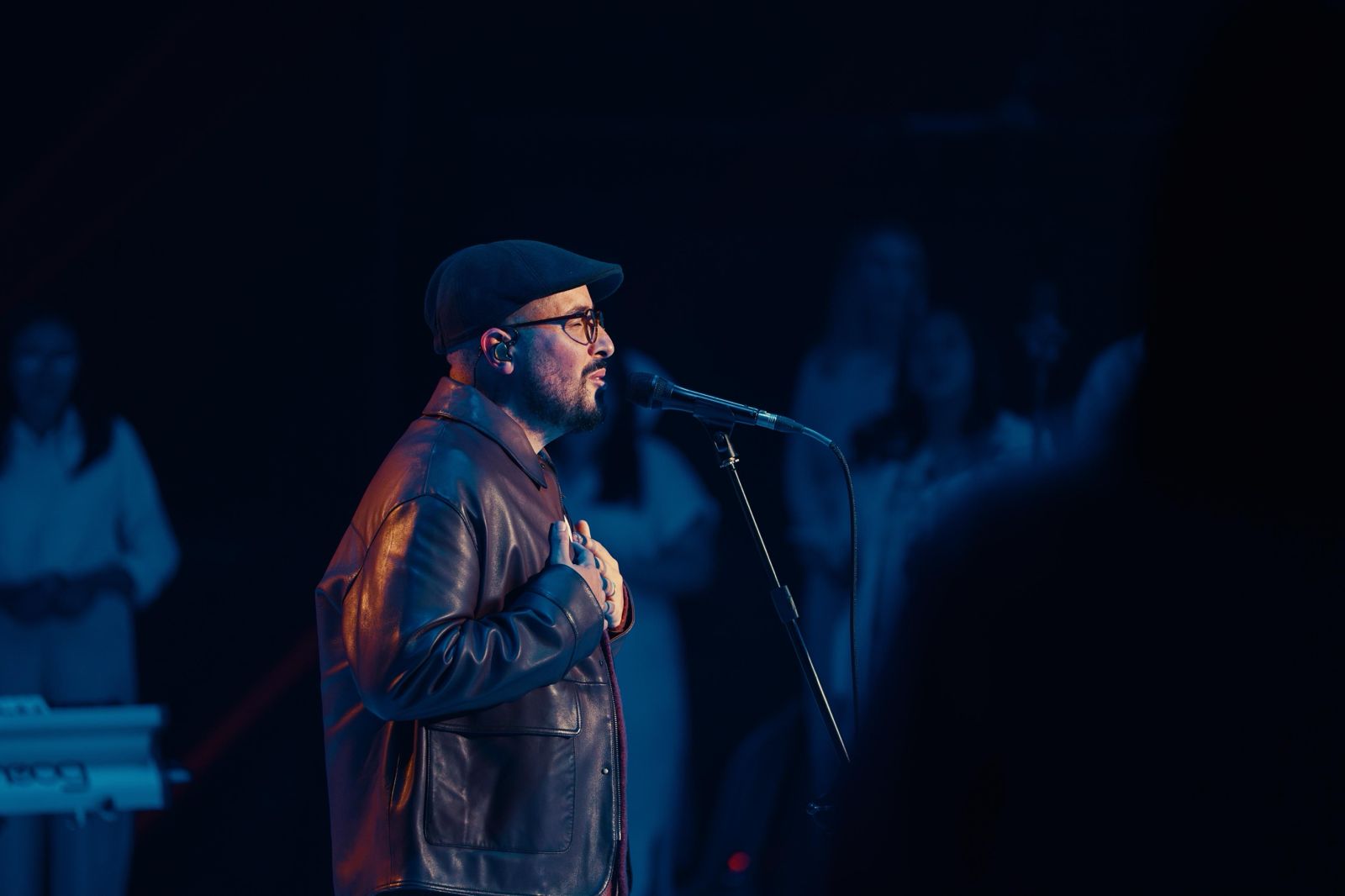 Isaías Saad retorna com “Altar Invisível”, seu novo projeto autoral ...